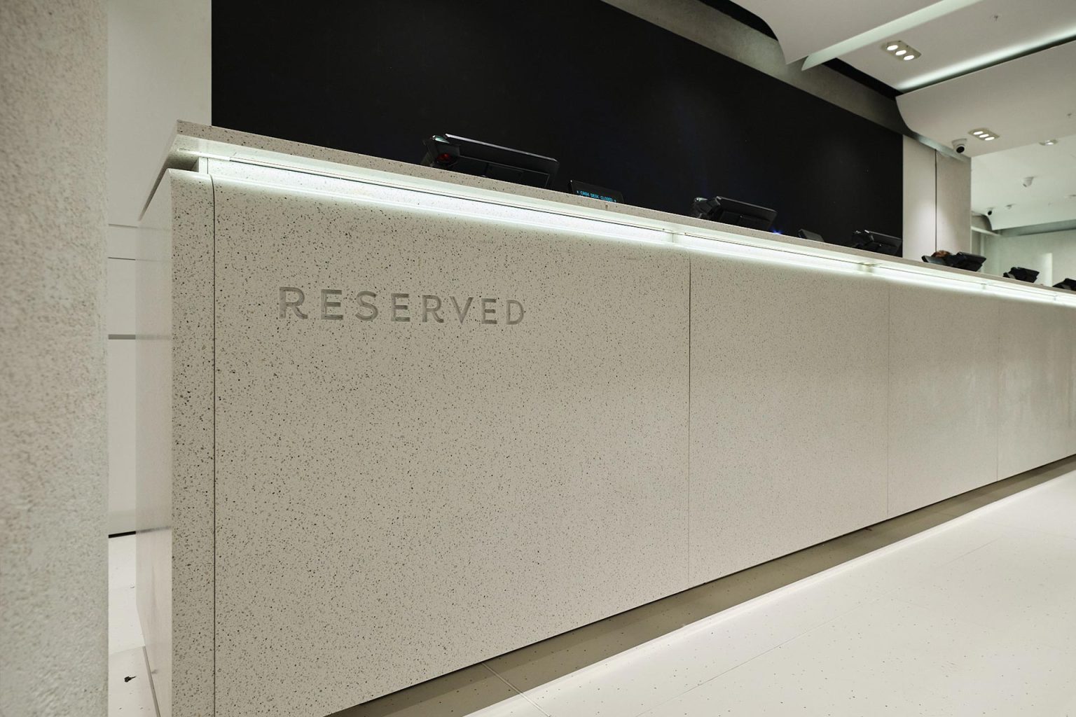 LPP opens more Reserved stores in the UK - The official website of LPP SA